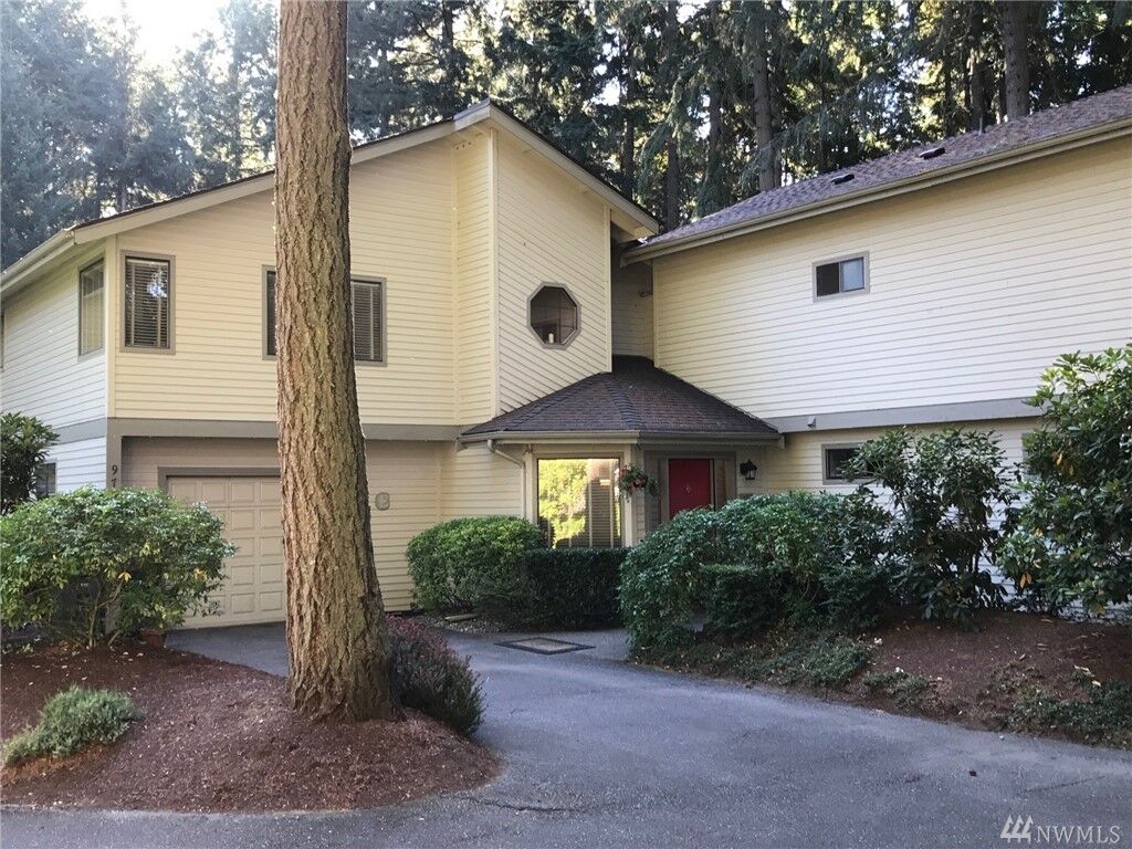 Home for sale in Fox Island: 977 9th Ct., Fox Island, WA 98333