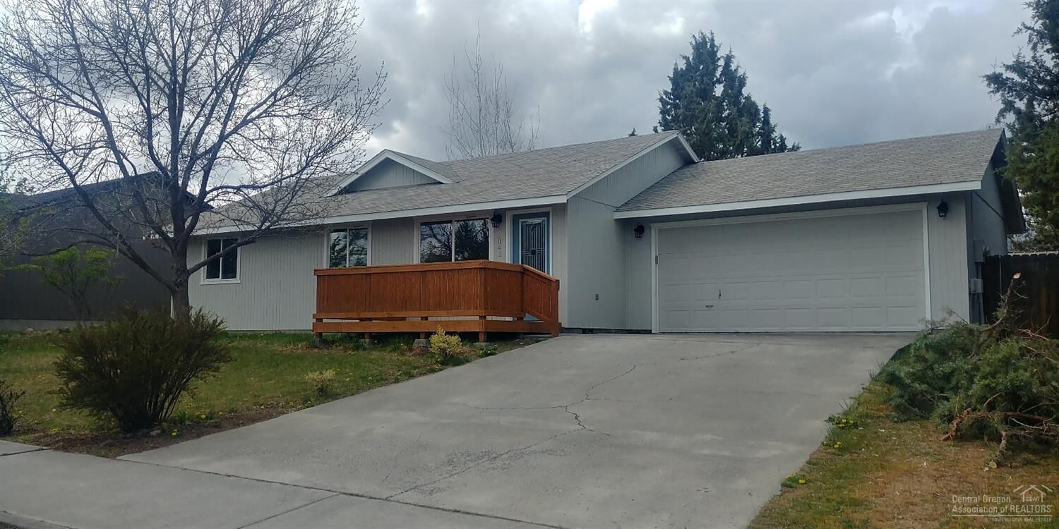 3 bed Redmond home for sale: 2041 SW 33rd Street, Redmond, OR 97756