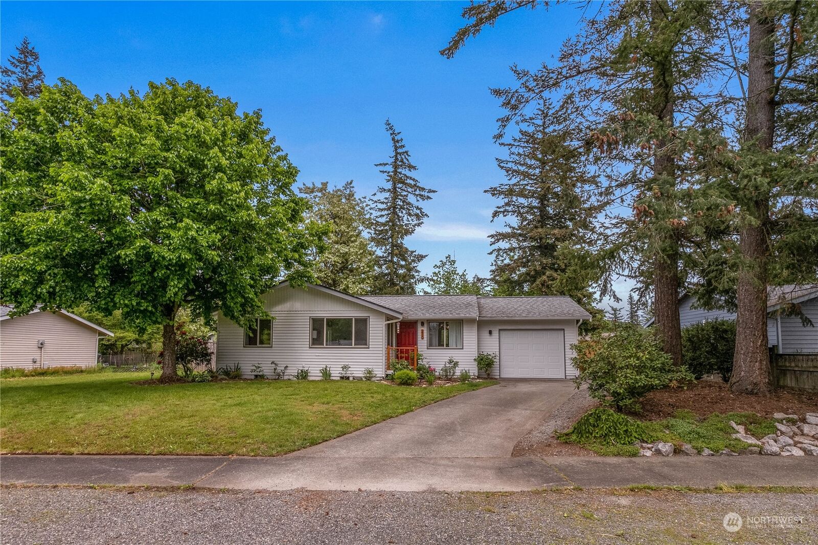 MLS#2072448: 210 Sable Drive, Everson, WA 98247