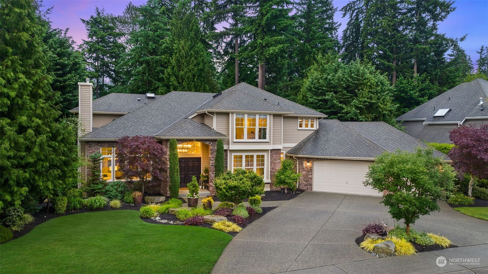 Home for sale in Renton: 2218 Lyons Avenue NE, Renton, WA 98059