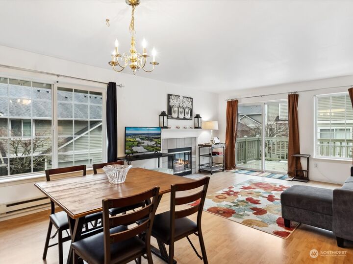 Home for sale in Everett: 9825 18th Avenue W F1, Everett, WA 98204