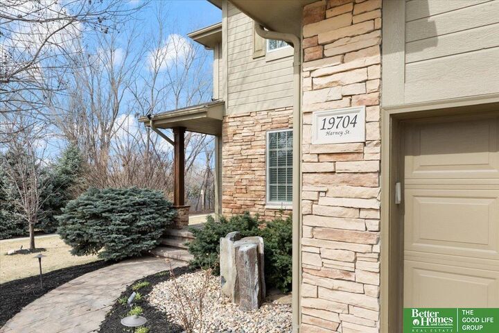 4 bed Elkhorn home for sale: 19704 Harney Street, Elkhorn, NE 68022