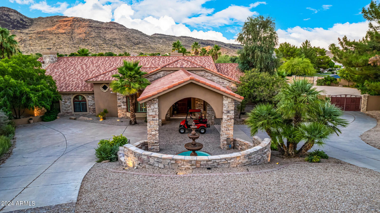 MLS#6715717: 25635 N 47th Drive, Phoenix, AZ 85083