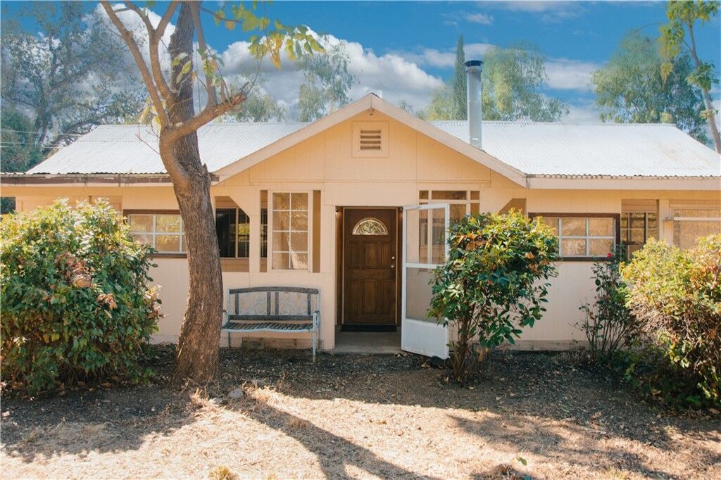 Home for sale in Anderson: 20176 Alexander Avenue, Anderson, CA 96007