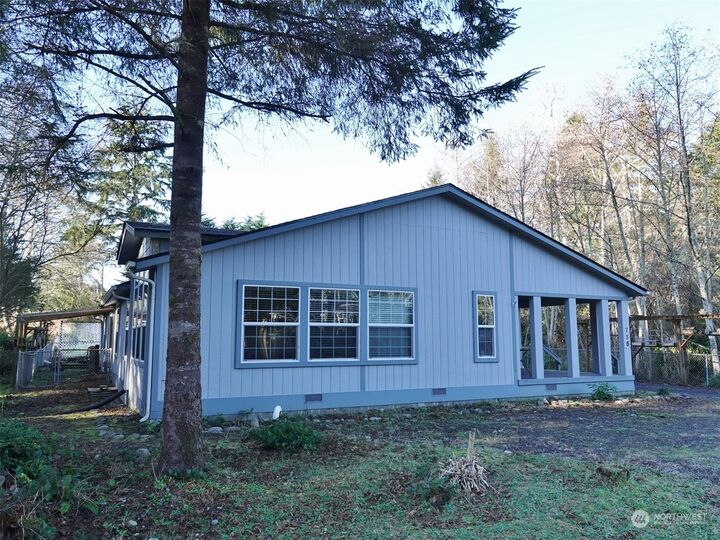 MLS#2321328: 735 Chenois Avenue NE, Ocean Shores, WA 98569