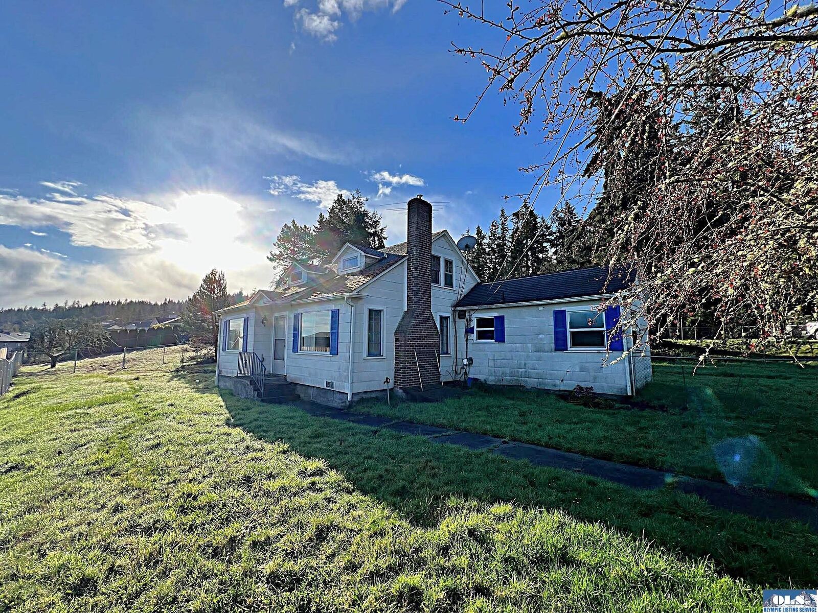 4 bed Sequim home for sale: 1408 S Sequim Avenue Parcel A, Sequim, WA 98382