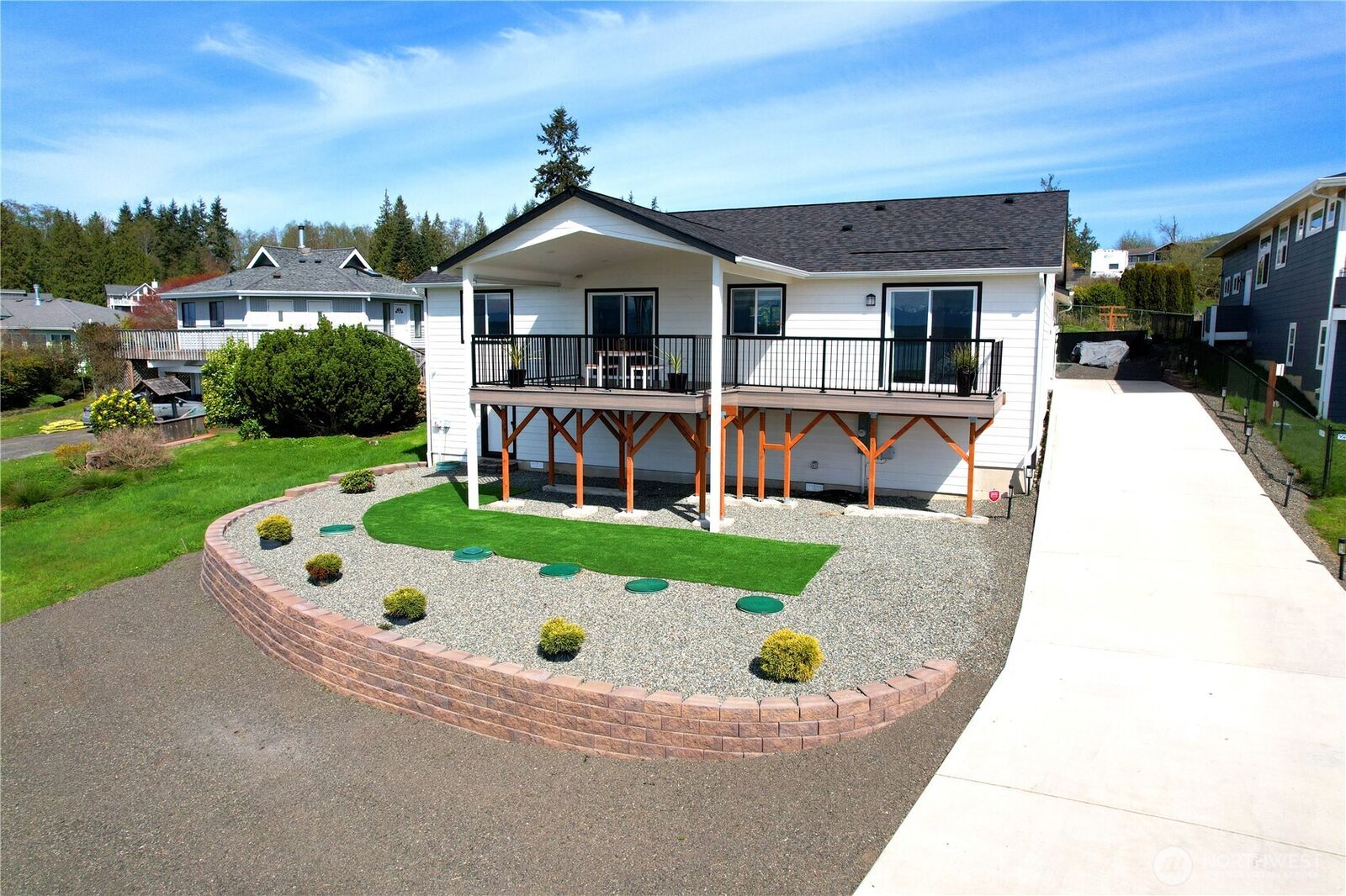 Home for sale in Hansville: 38130 Fawn Road NE, Hansville, WA 98340