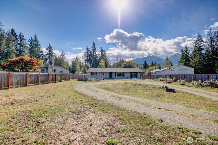 Home for sale in Concrete: 46744 Baker Loop Drive, Concrete, WA 98237