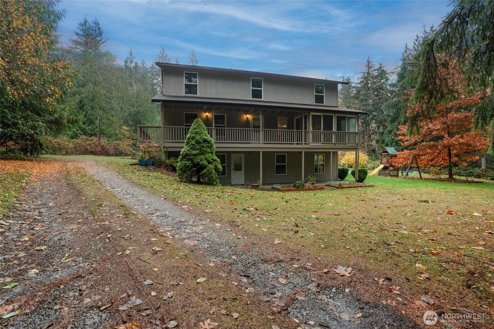 3 bed Olalla home for sale: 5735 SE Alpine Road, Olalla, WA 98359