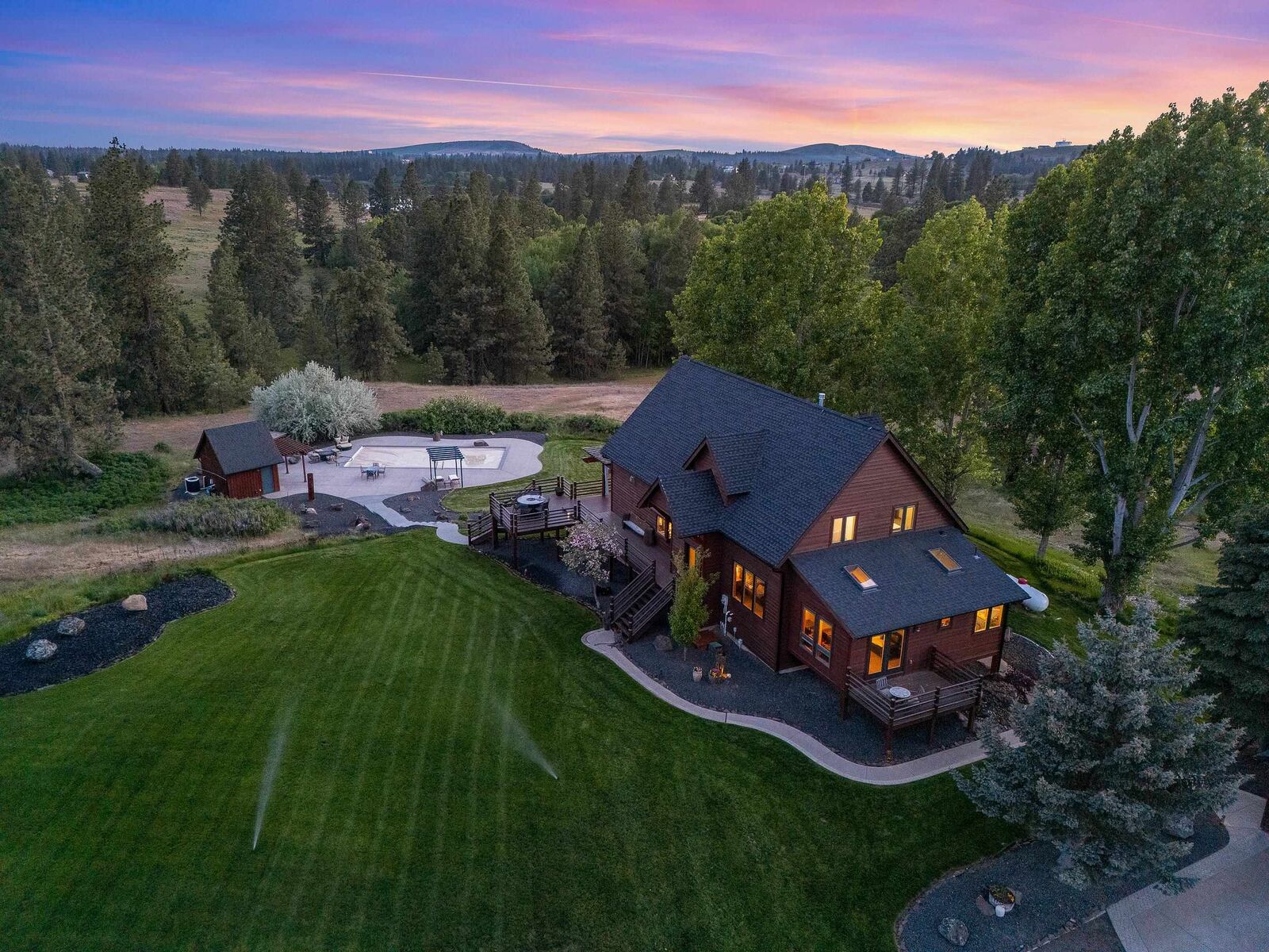 MLS#202610885: 16010 W Jade Ln, Medical Lake, WA 99022