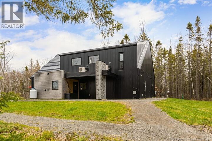 Home for sale in Shediac Bridge: 3673 Route 134, Shediac Bridge, NB E4R 1R9